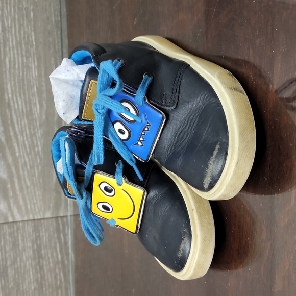 Clarks | Shoes | Clark Leather Smiley Face Shoes Size Wide Toddler ...